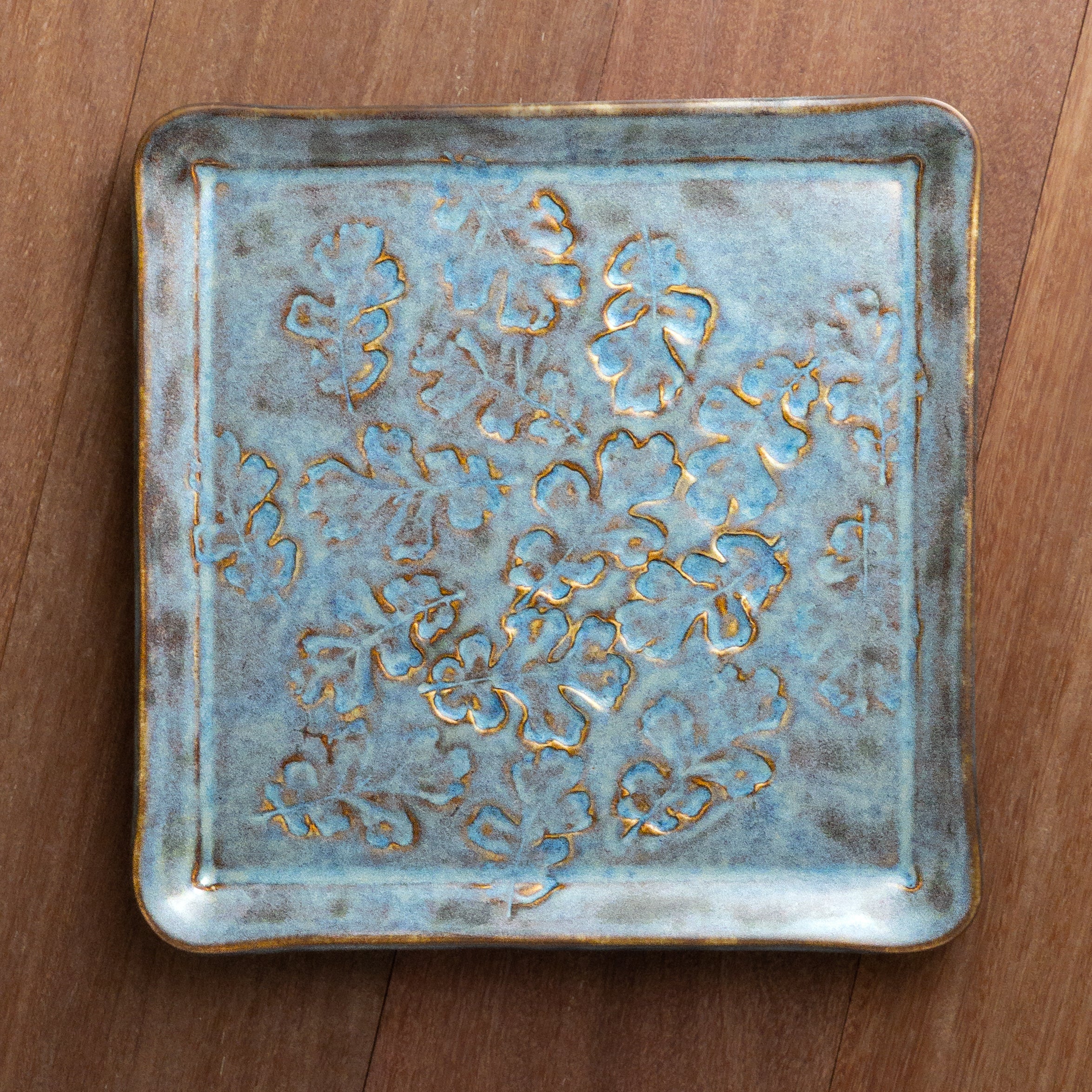 Leaf Motif Square Platter 10" Blue Rutile – Pebble Ceramics