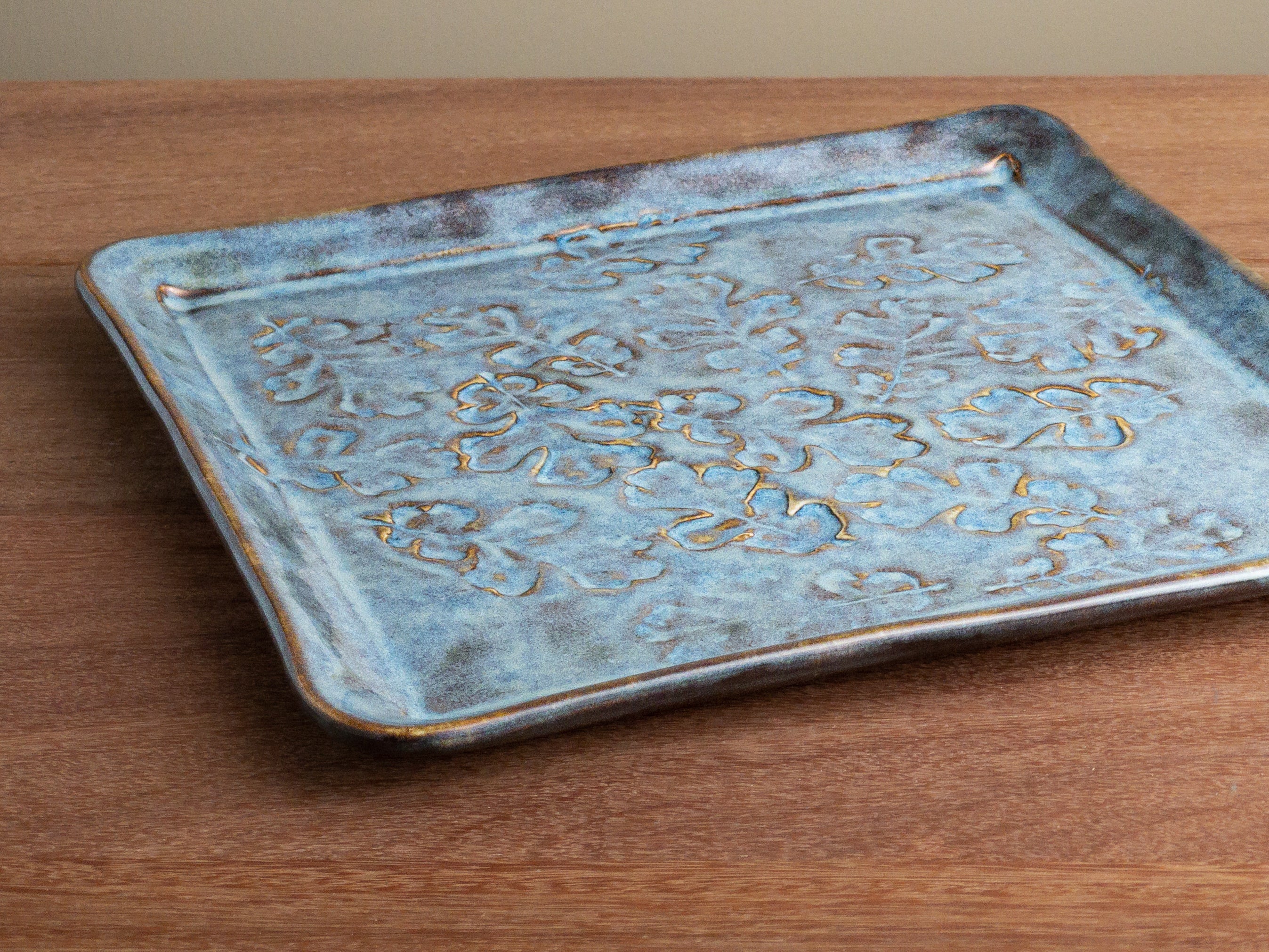 Leaf Motif Square Platter 10" Blue Rutile – Pebble Ceramics